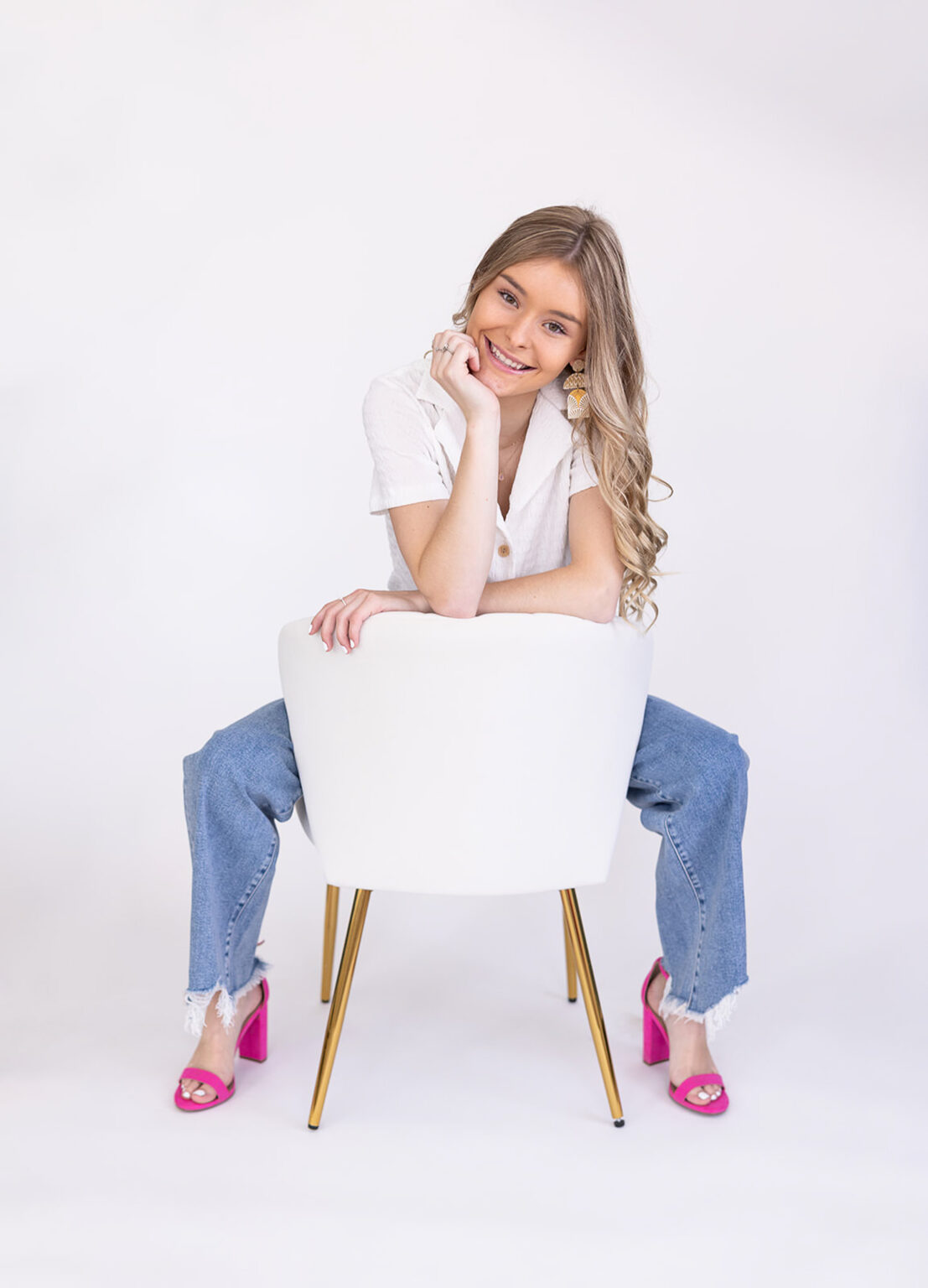 Williston High School Senior Photos with Liv Mitson - Showit Blog